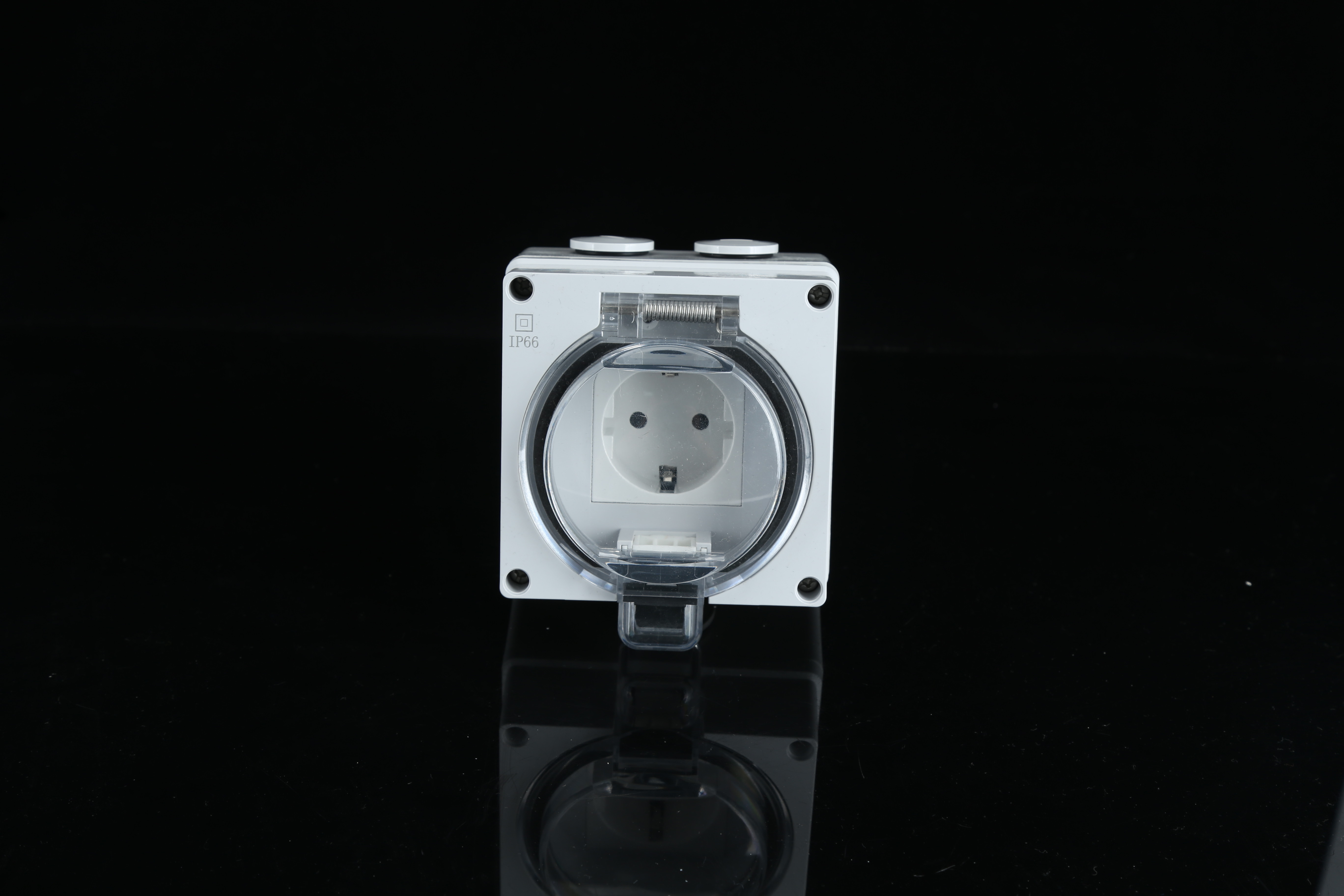 IP66 Waterproof Switches and Sockets German type